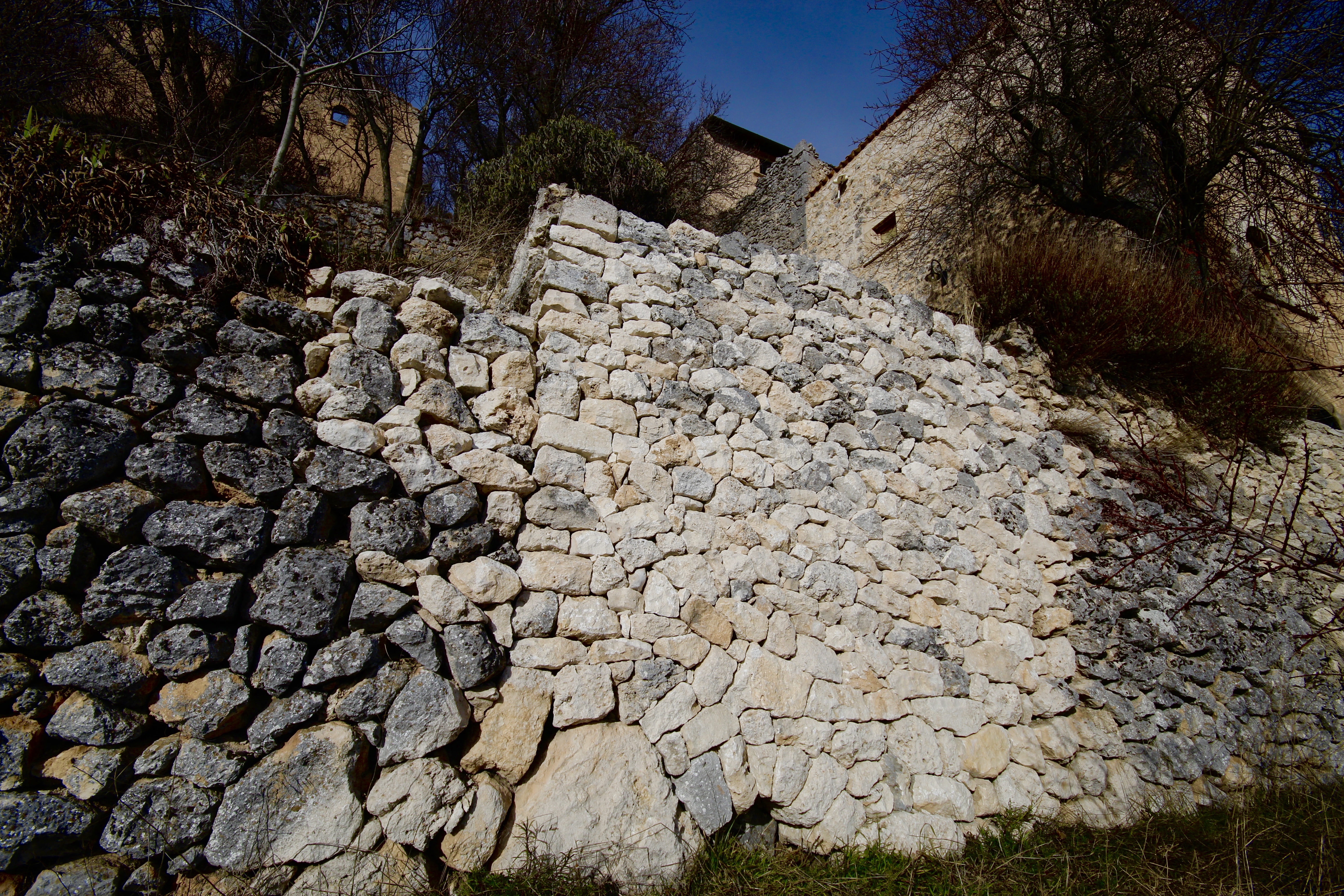 Paysages de paésine – Conception et Réalisation d'ouvrages en Pierre Sèche